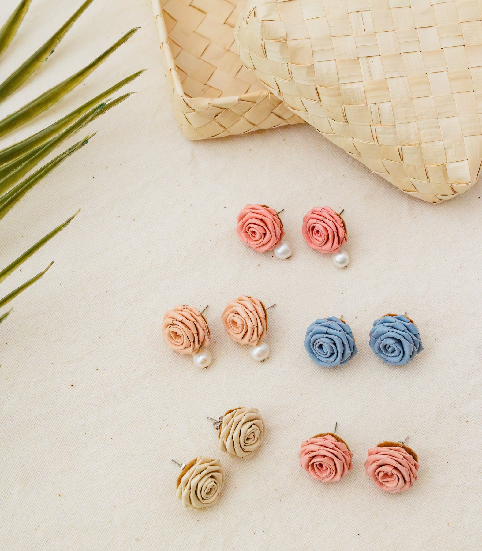 Rosas Palm Leaf Earrings - Punique – Cambio & Co.